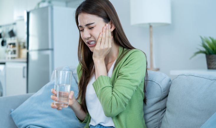 How to Fix Tooth Sensitivity: Causes & Effective Remedies